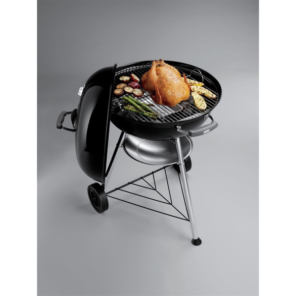 WEBER COMPACT KETTLE 57 CM BLACK + OMAGGIO